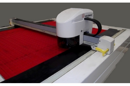 Corte Automático Lectra Vector 2500 V2 - Produtos/Serviços - INVESCORTE ...